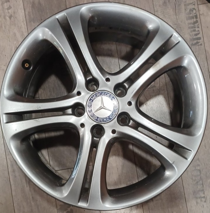 Mercedes 7,5×17 5/112 ET52,5