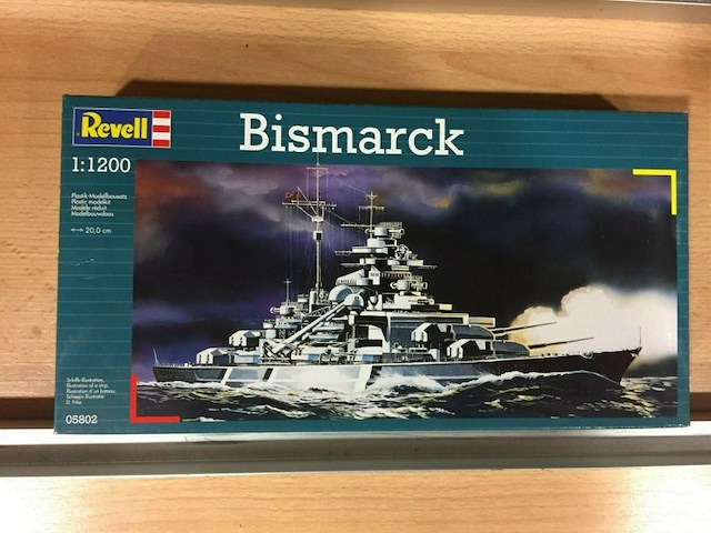 Bismarck 20 cm razmera 1:1200 Revell