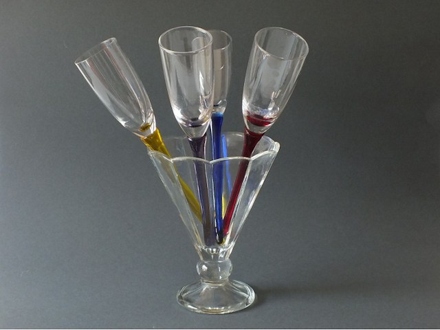 4 čaše sa drškama u boji, vintage