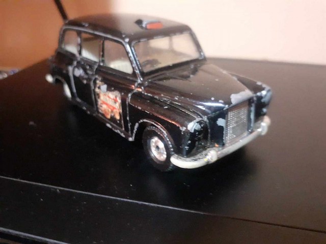 CORGI AUSTIN LONDON TAXI