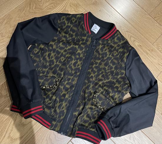 Bomber jacket