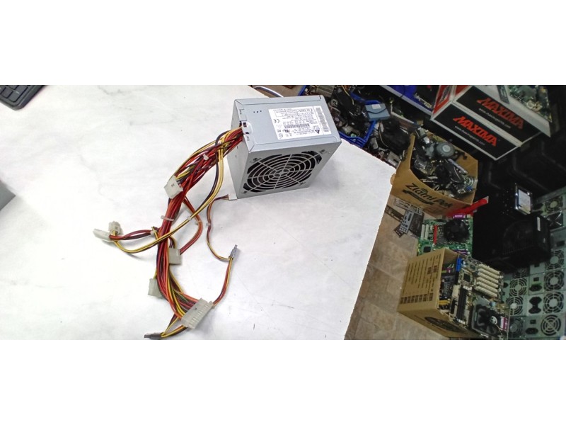 napajanje 350w delta ispravno pin24+4, ,2sata , ,4mol