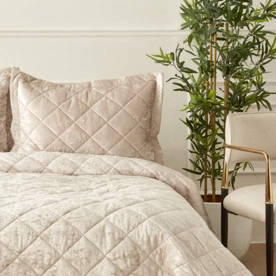 Karaca Home Plain Double Quilted Bedspread Gold