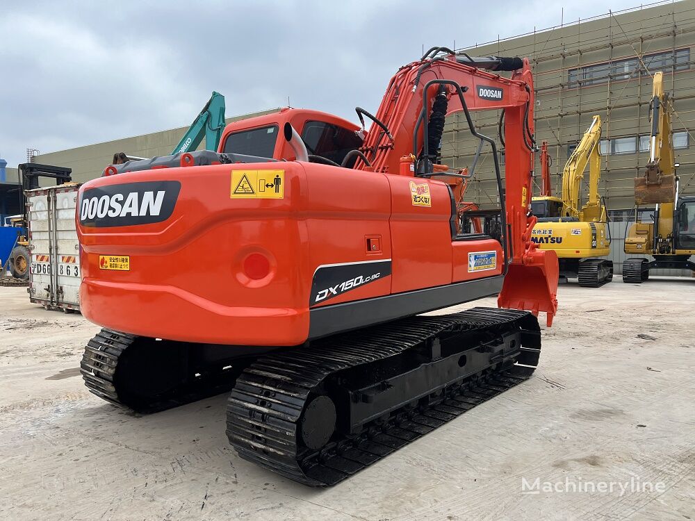 Doosan dx150 bager guseničar