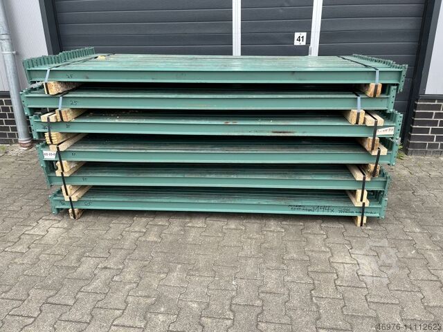Polica za stalak za palete truss
Hovuma / 2.400 mm / INP: 80 x 42 mm / grün / Fachlast: 2.400 Kg