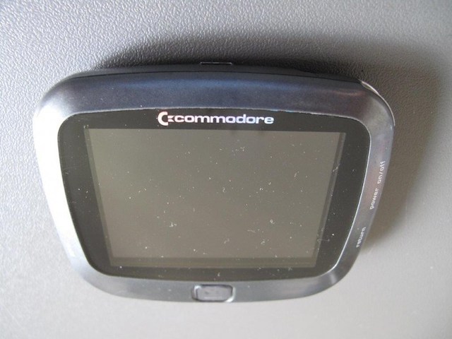 COMMODORE Gravel in Pocket - media player