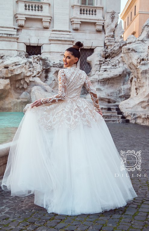 Roma wedding dress