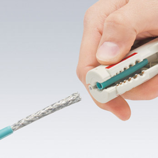 Knipex – Alat za skidanje izolacije sa UTP i STP kablova – 16 65 125 SB
