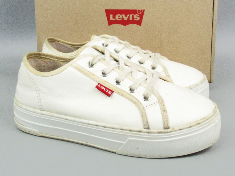 Levis patike platforma P3633