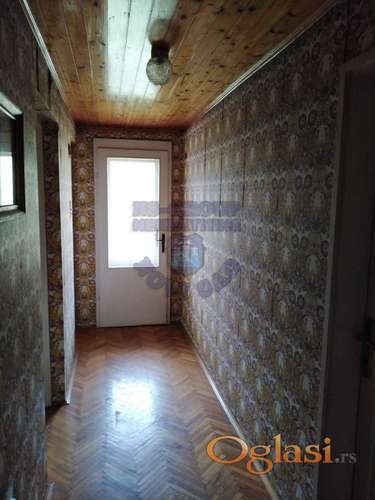 Odlična!