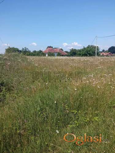 Poljoprivredno zemljište, Drača kod Kragujevca –1390 m2