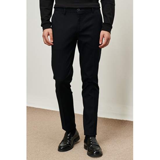 Altınyıldız Classics Slim Fit crne muške pantalone s normalnim strukom 4A0123100022
