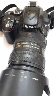 Nikon D5300+Objektiv Nikkor 3.5/18-200 VR AF-ED