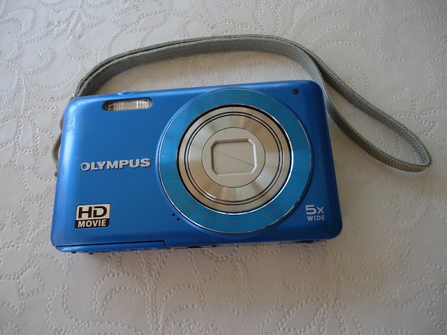 Olympus VG-120 14MP Digital Camera 5x Optical Zoom