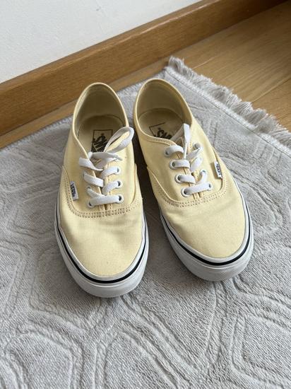 VANS authentic