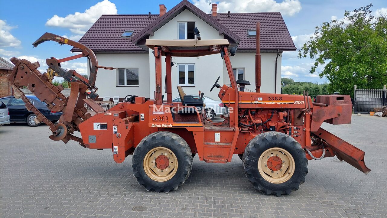 Ditch-Witch 8020 rovokopač