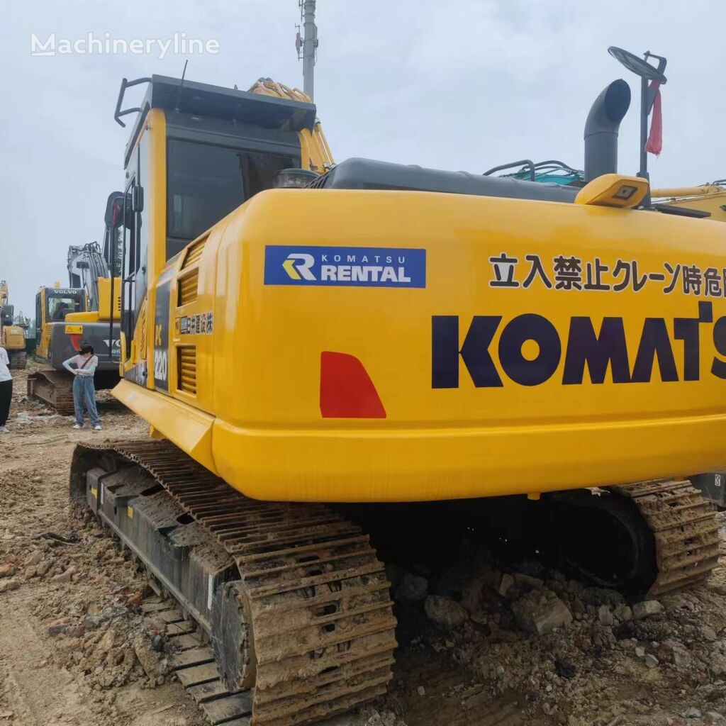 Komatsu PC220-8 bager guseničar