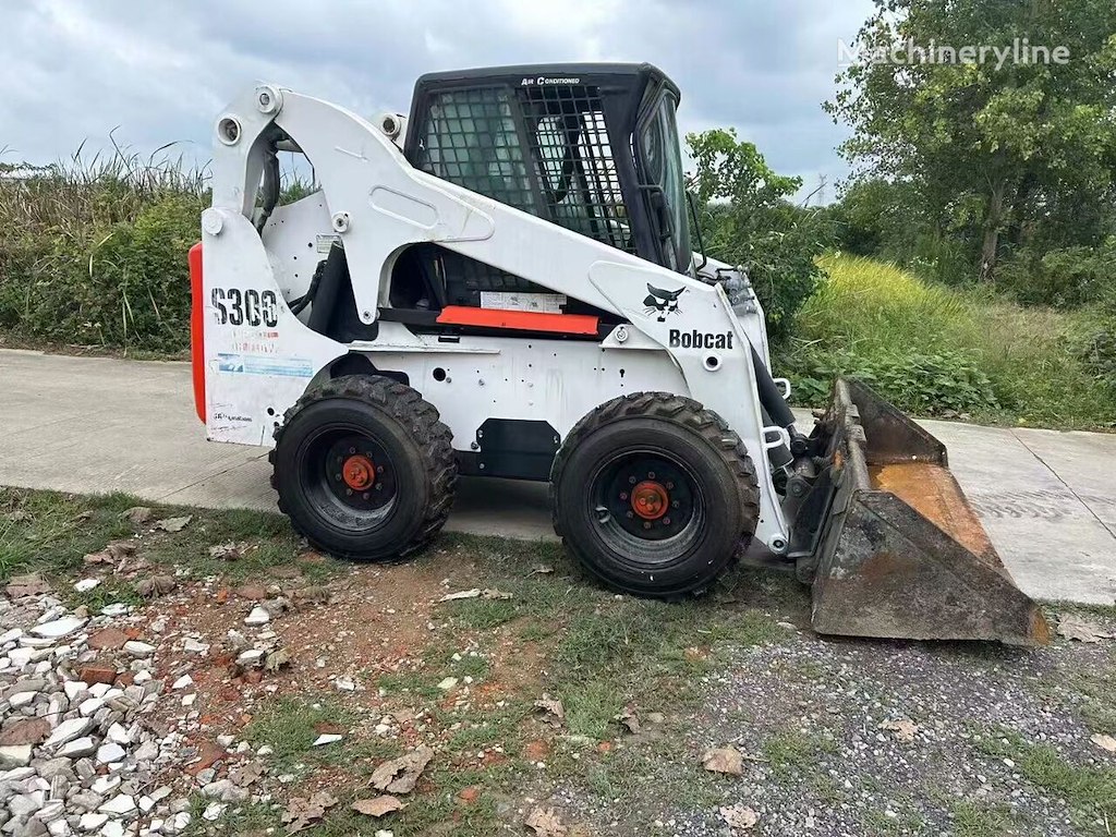 Bobcat S300 mini utovarivač