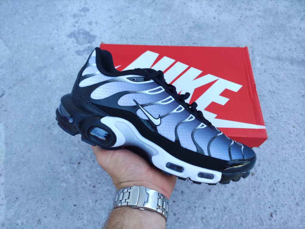 Nike Air Max Plus TN Black Silver White