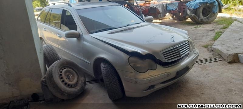 Mercedes C Kompletan Auto U Delovima