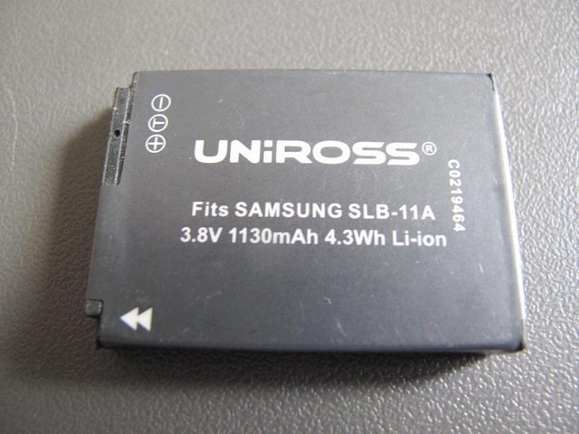 Zamenska baterija Uniross za Samsung SLB-11A