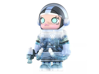 Mega Space Molly 400% Glacier Figurine