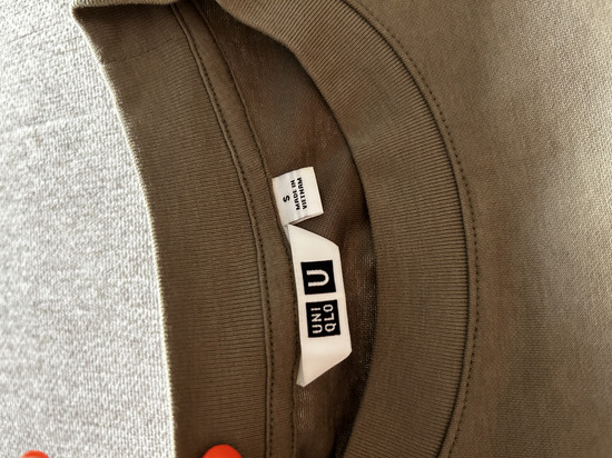 Uniqlo majica