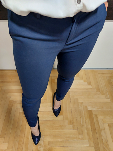 Snizenje! Teget klasika pantalone