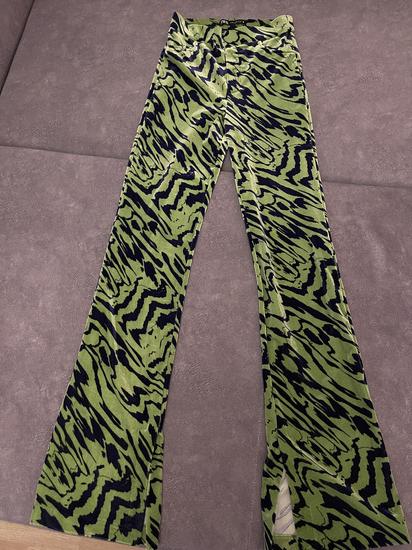 AKCIJAA !!! ZARA PANTALONE *** 1100 din ***