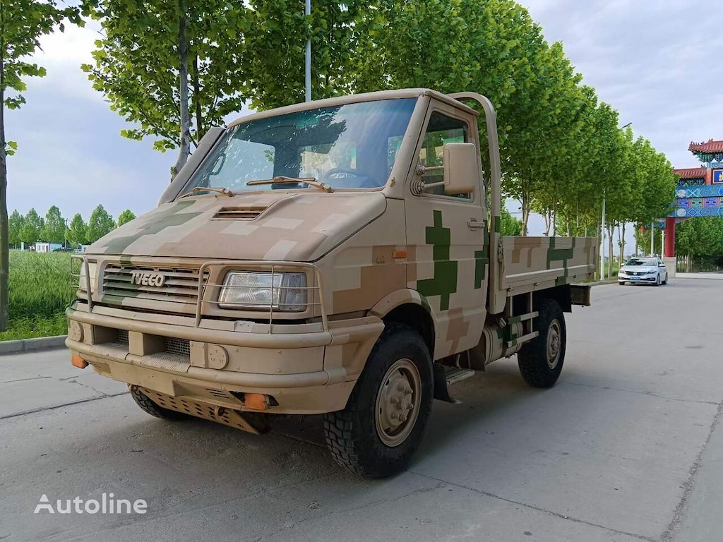 IVECO 2045 Truck vojni kamion