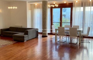 Iznajmljujem Stan-Apartman, Centar, Beograd Grad