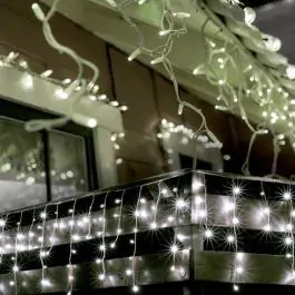 Svetleći niz sa 900 hladno belih LED dioda Home