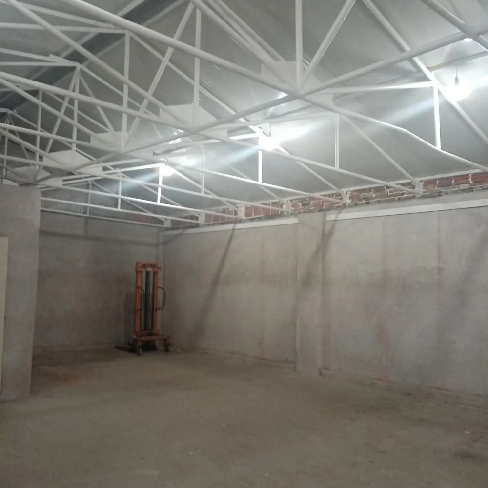 Izdavanje, poslovni prostor, 900m2, Palilula, Niš