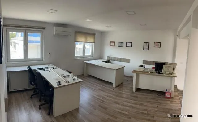 Izdavanje, poslovni prostor, 560m2, Novi Beograd, Beograd