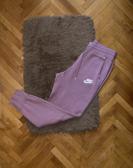 Nike tech fleece