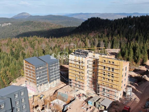 Apartman od 25m2 jedna spavaća u sklopu novog naselja nadomak Snježna dolina Resorta i staze Trnovo