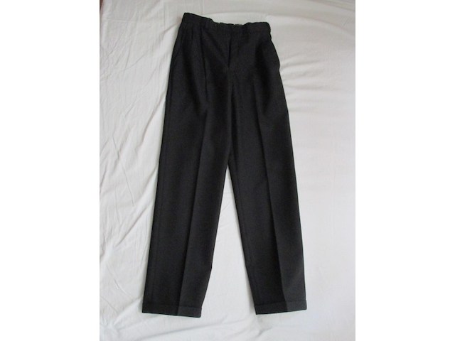 PRELEPE KVALITETNE ELEGANTNE PANTALONE 116cm