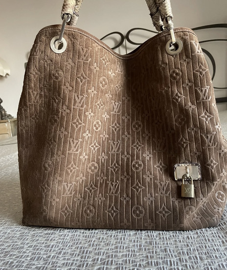 Louis Vuitton LV muska kozna torbica rucna model 16 - KupujemProdajem