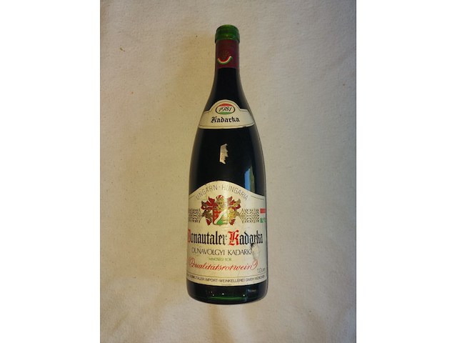 Donautaler kadarka Madjarsko vino iz 1981 god