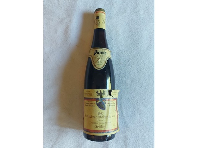 Volxheimer Rheingrafenstein  Pieroth vino iz 1981god