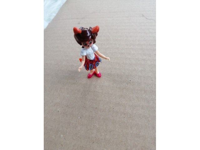Kinder figurica - Devojčica sa maskom