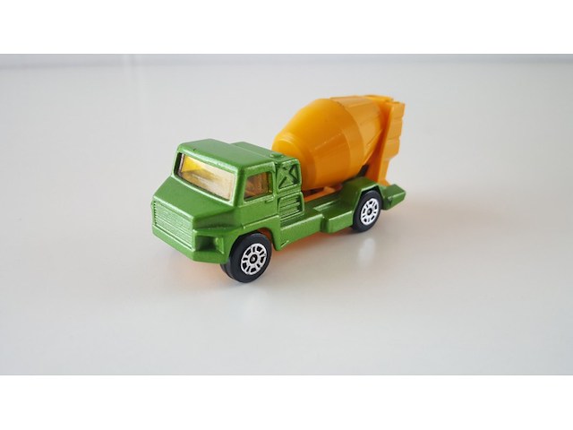 Corgi Juniors  -  Mobile Cement Mixer