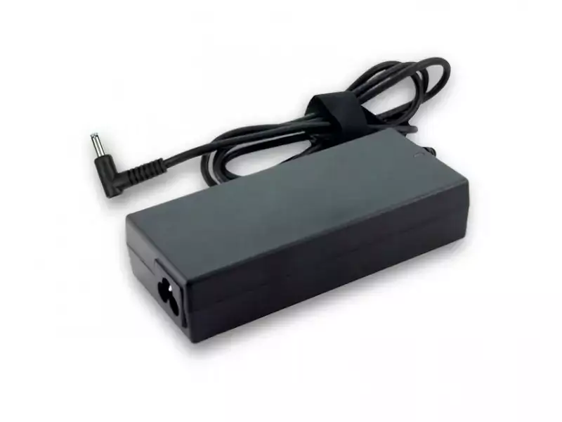 XRT EUROPOWER AC ADAPTER ZA HP / COMPAQ NOTEBOOK 65W 19.5V 3.33A XRT65-195-3340H