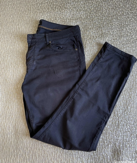 Hugo Boss pantalone