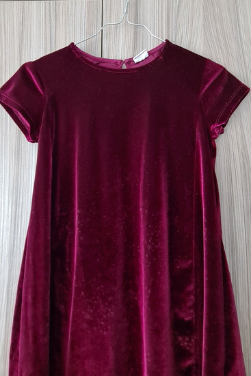 ZARA bordo plisana haljinica 140