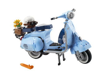 LEGO Icons Vespa 125 scooter 10298