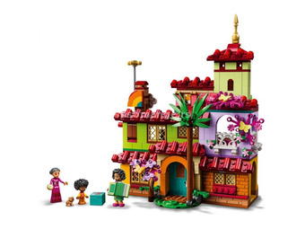 LEGO Disney Encanto A Madrigal family home 43202