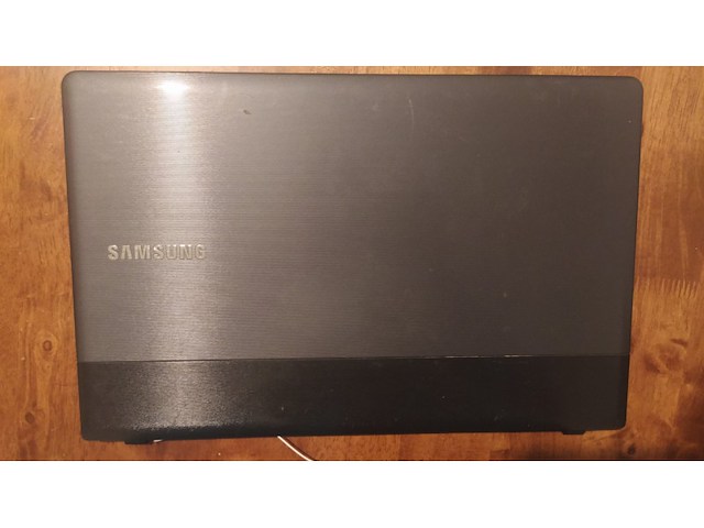Poklopac panela - ekrana za Samsung NP300E5C