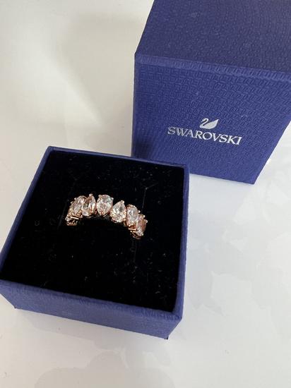 Swarovski prsten nov