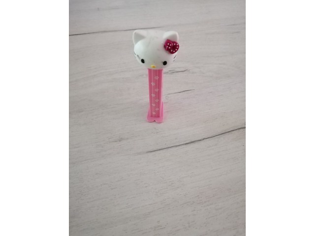 PEZ Figurica - Hello Kitty (3)